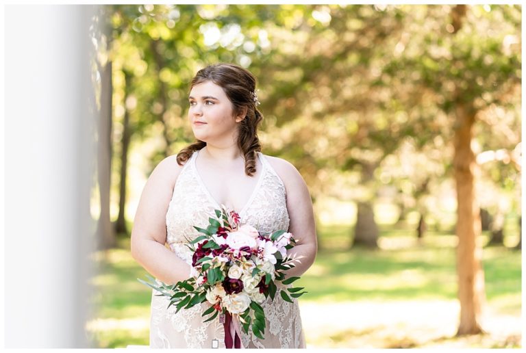 Kaitlin + Casey | Columbia, Missouri Wedding at Nifong Park | Hannah ...