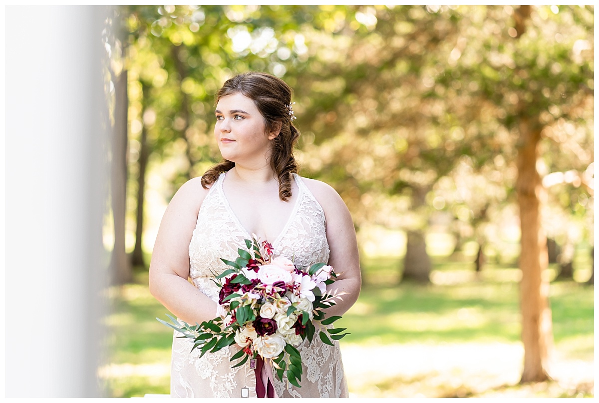 Kaitlin + Casey | Columbia, Missouri Wedding at Nifong Park | Hannah ...